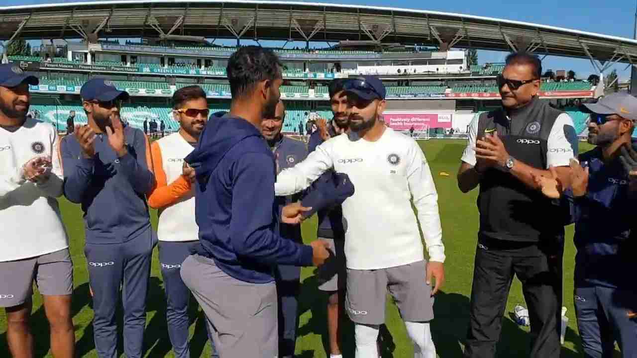 Kohli hands over Test cap to Hanuma Vihari | BCCI.tv