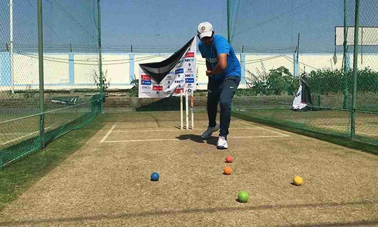 Coloured rubber balls during practice drills? Sanjay Bangar tells us why | BCCI.tv